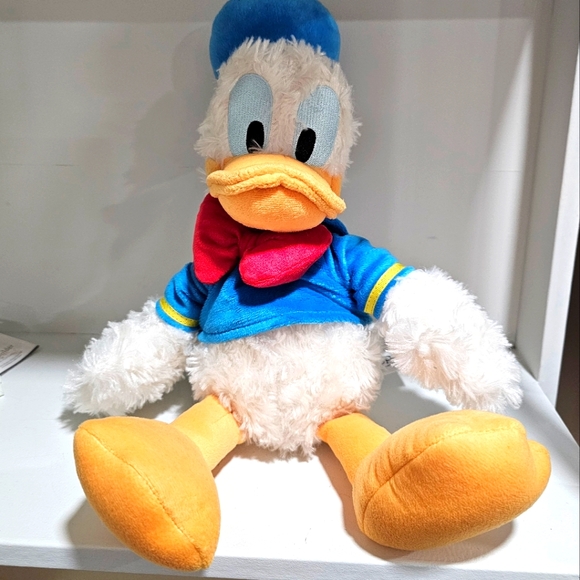 Disney | Toys | Disney Parks Donald Duck Fuzzy Plush Stuffed Animal ...